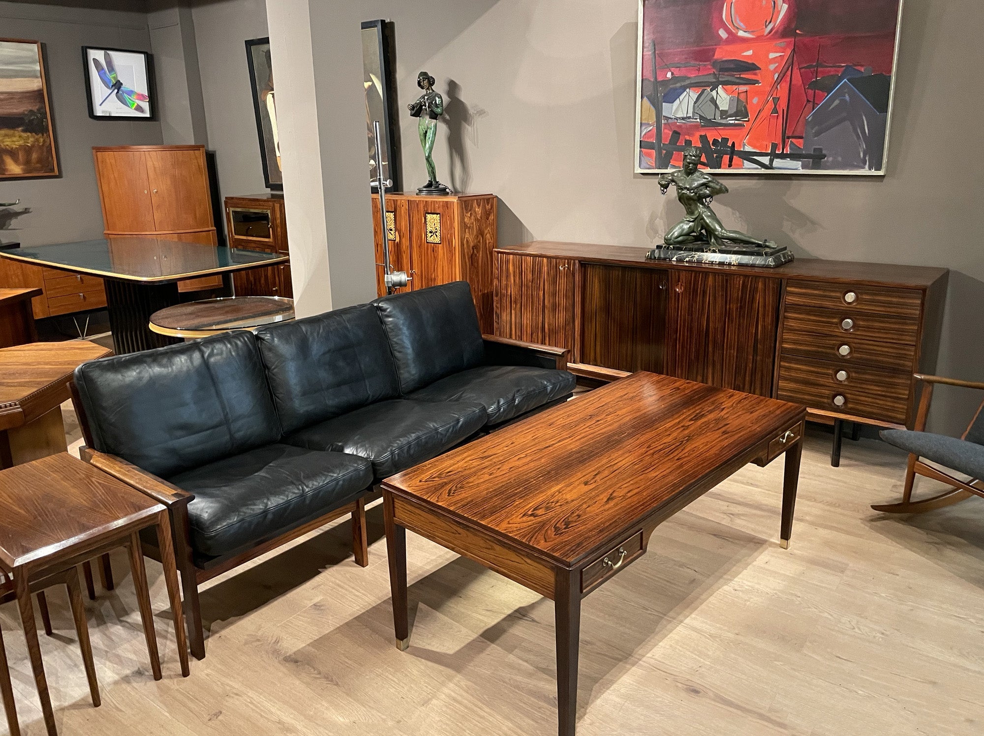 How to Identify Authentic Mid-Century Furniture – The Furniture Rooms
